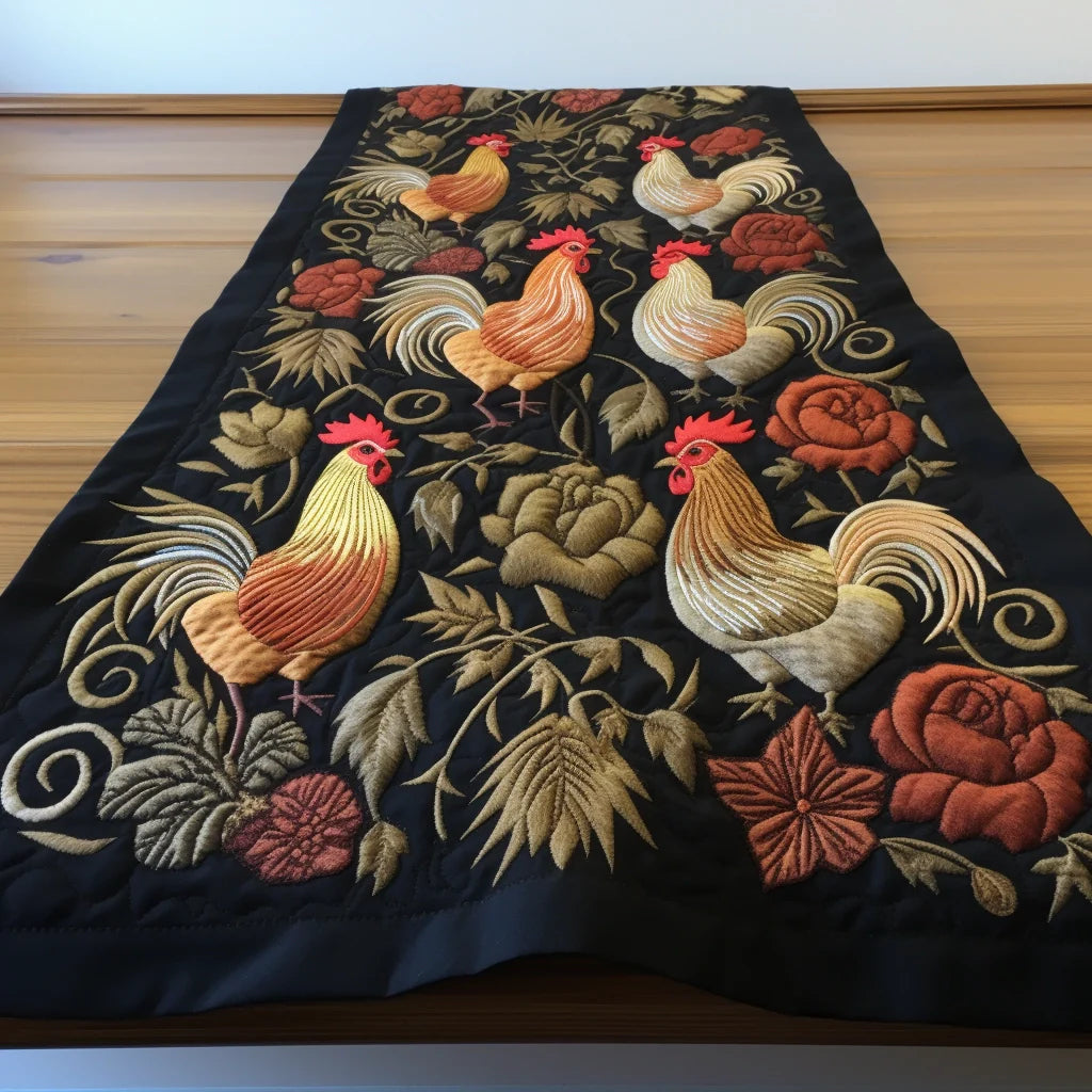 Rooster TAI07122327 Quilted Table Runner – Alpha Quilt